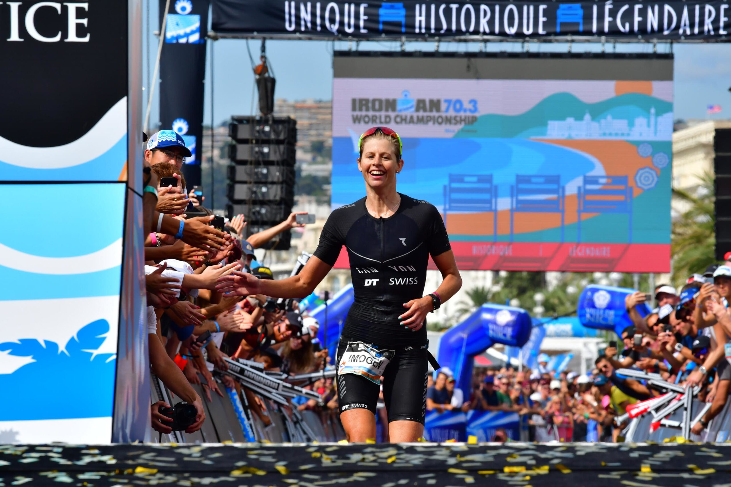 Lisa Nordén, Imo Simmonds, Caro Lehrieder: Wer gewinnt das Pushing ... Lisa Nordén, Imo Simmonds, Caro Lehrieder: Wer gewinnt das Pushing ...